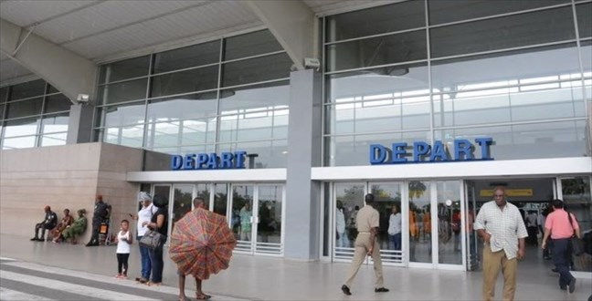 Côte d’Ivoire : Le trafic aérien remonte à 2,3 millions de passagers en ...