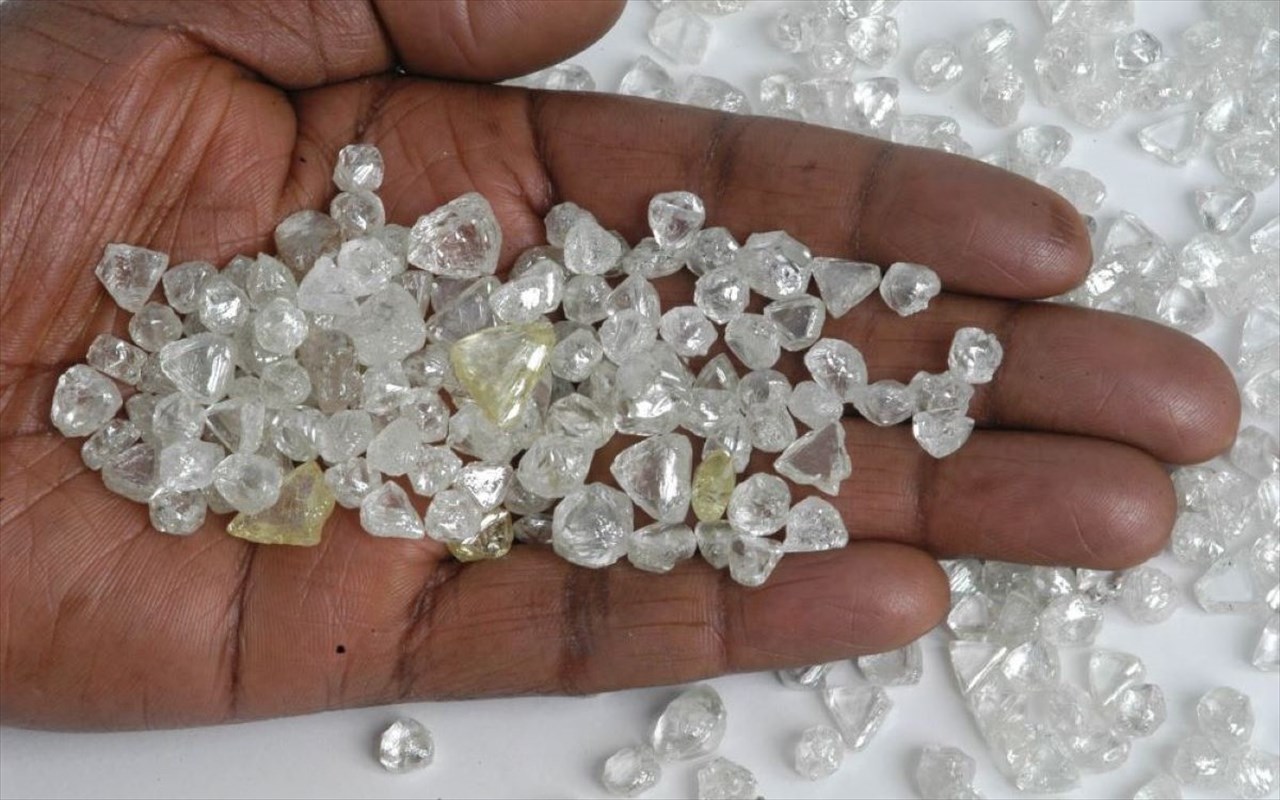 Cameroun : La production diamantifère double à 6 219 carats en 2024